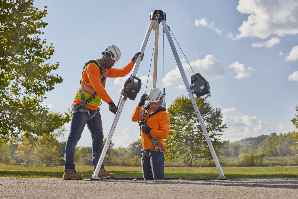 MSA Safety Tripod for Confined Space Rescue - PSA Africa